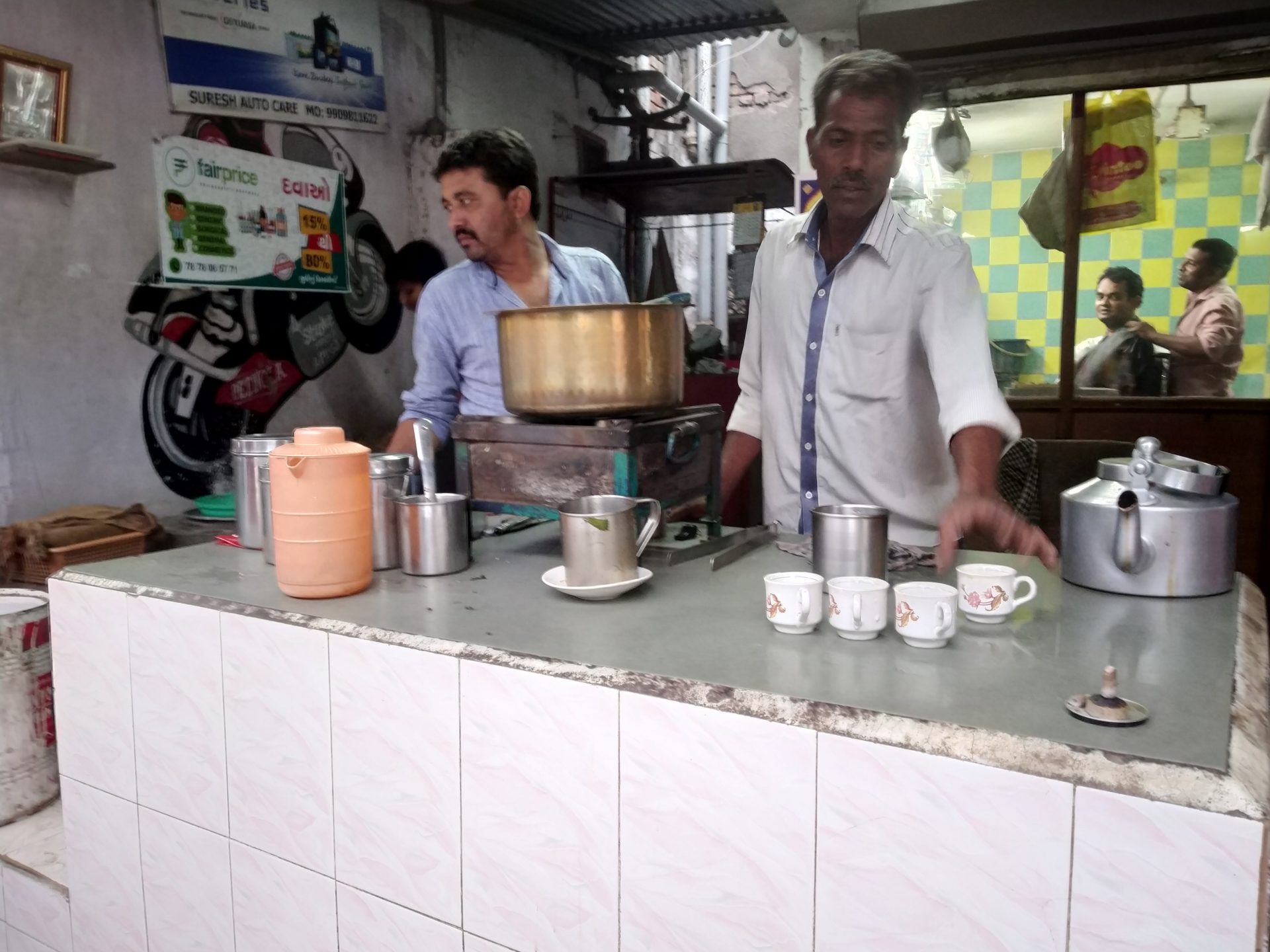 Chai places in Ahmedabad : Tea places, stalls and cafes